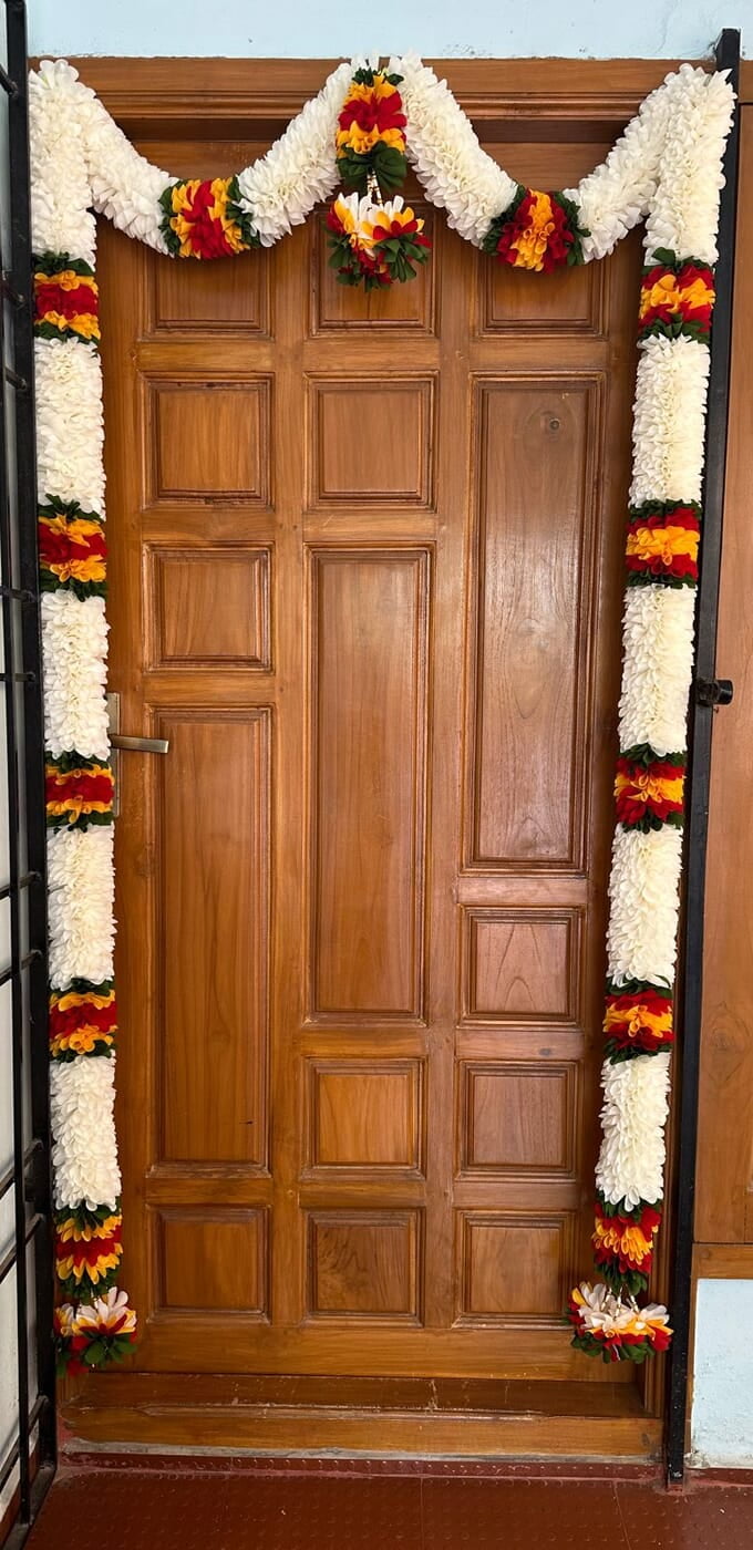 Cloth Garland Door Set 4